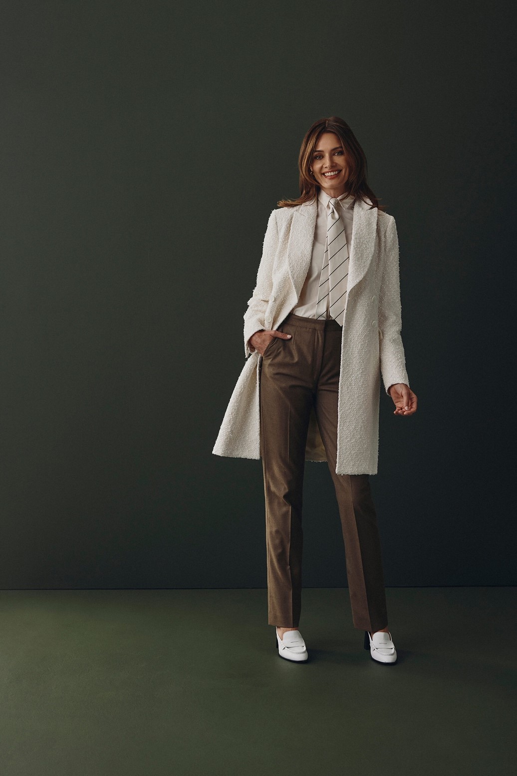 From Classic to Contemporary the Versatility of Custom Pants for Women